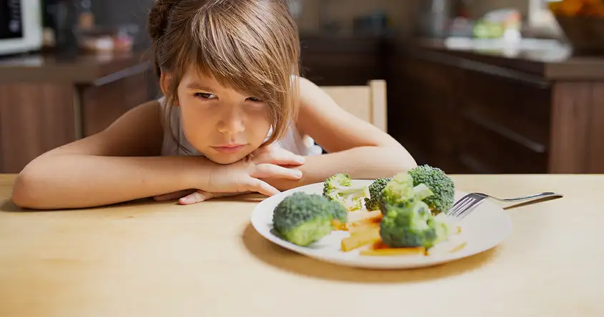 Common Misconceptions About Eating Disorders in Children and Adolescents