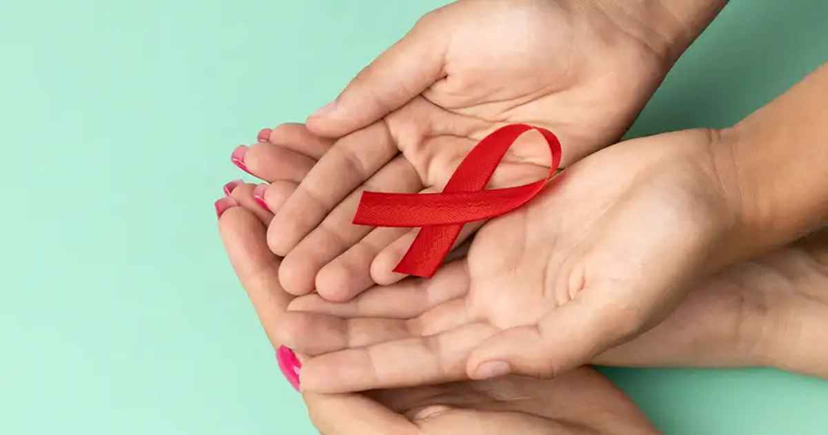 Bagaimana Jangkitan HIV Memberi Kesan kepada Individu dan Komuniti