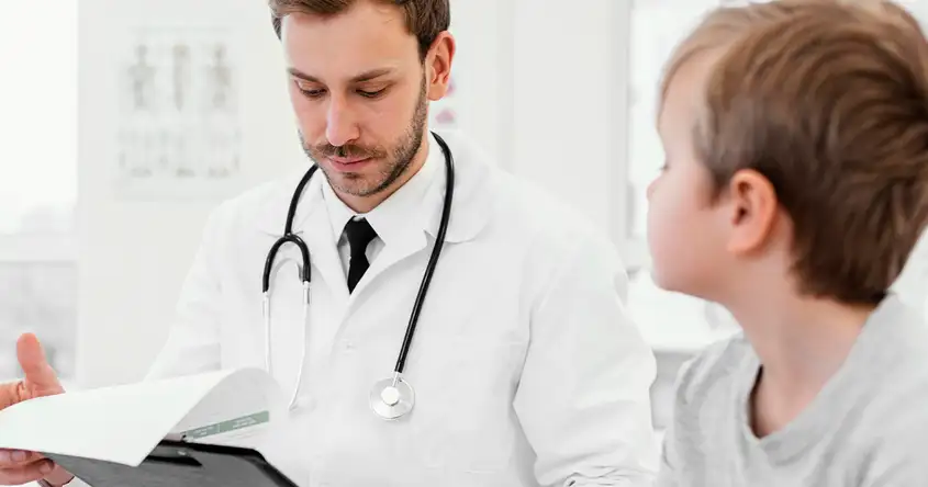 Traitements médicaux pour la gestion de la puberté précoce chez les garçons